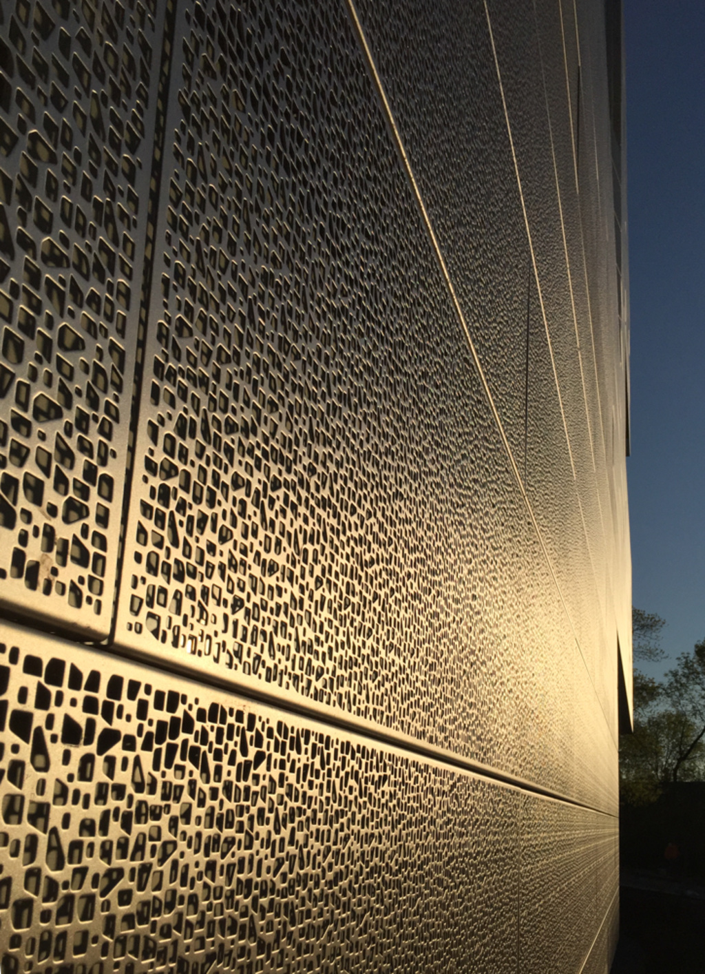 Visual Arts Building | School of Art, Art History, and Design - College ...