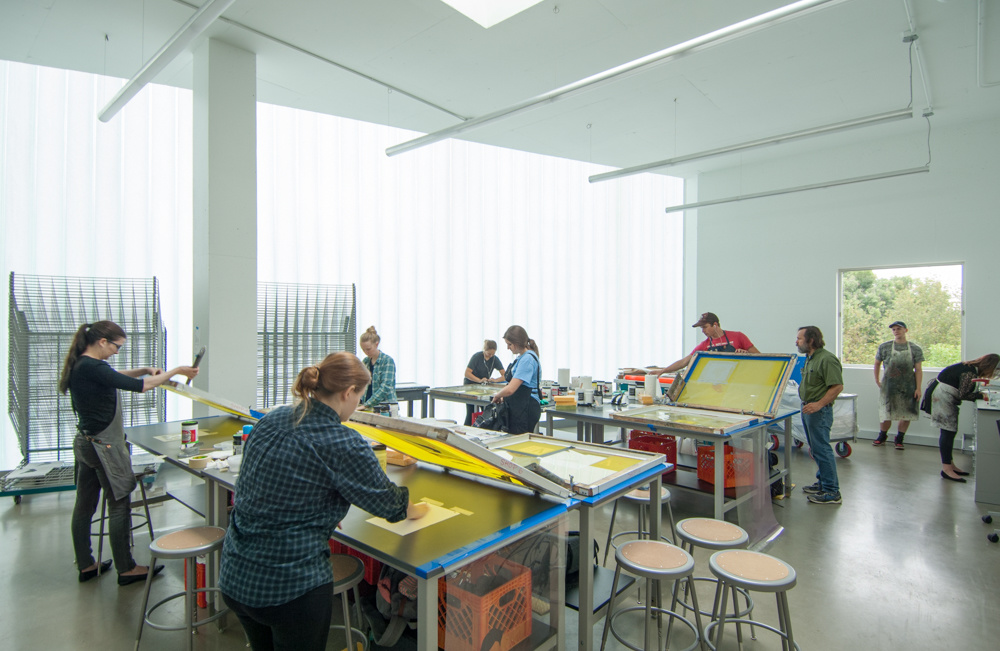 Visual Arts Building | School of Art, Art History, and Design - College ...