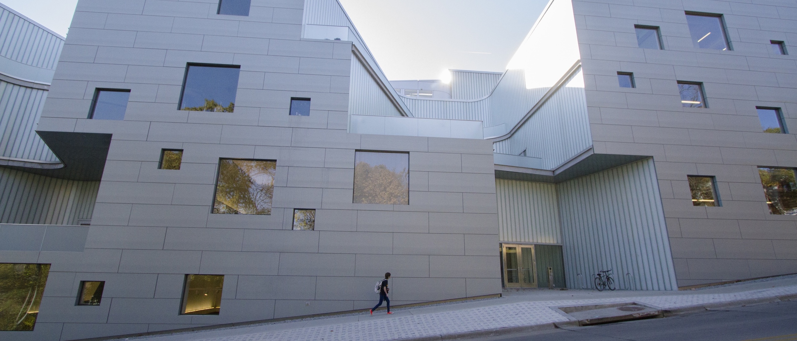 Visual Arts Building | School of Art, Art History, and Design - College ...